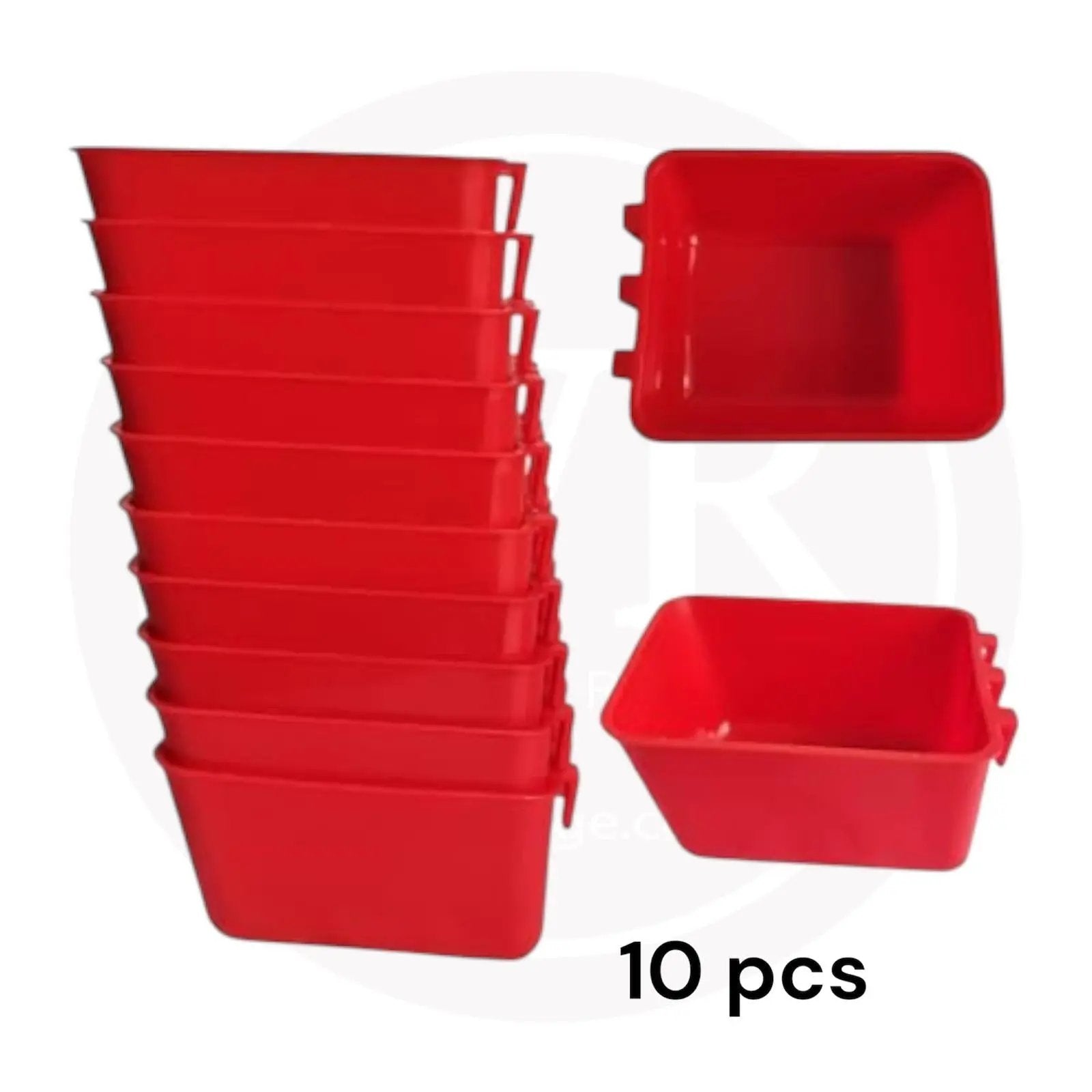 Red plastic drinker square bottom - Wynola Ranch - Quail Cage
